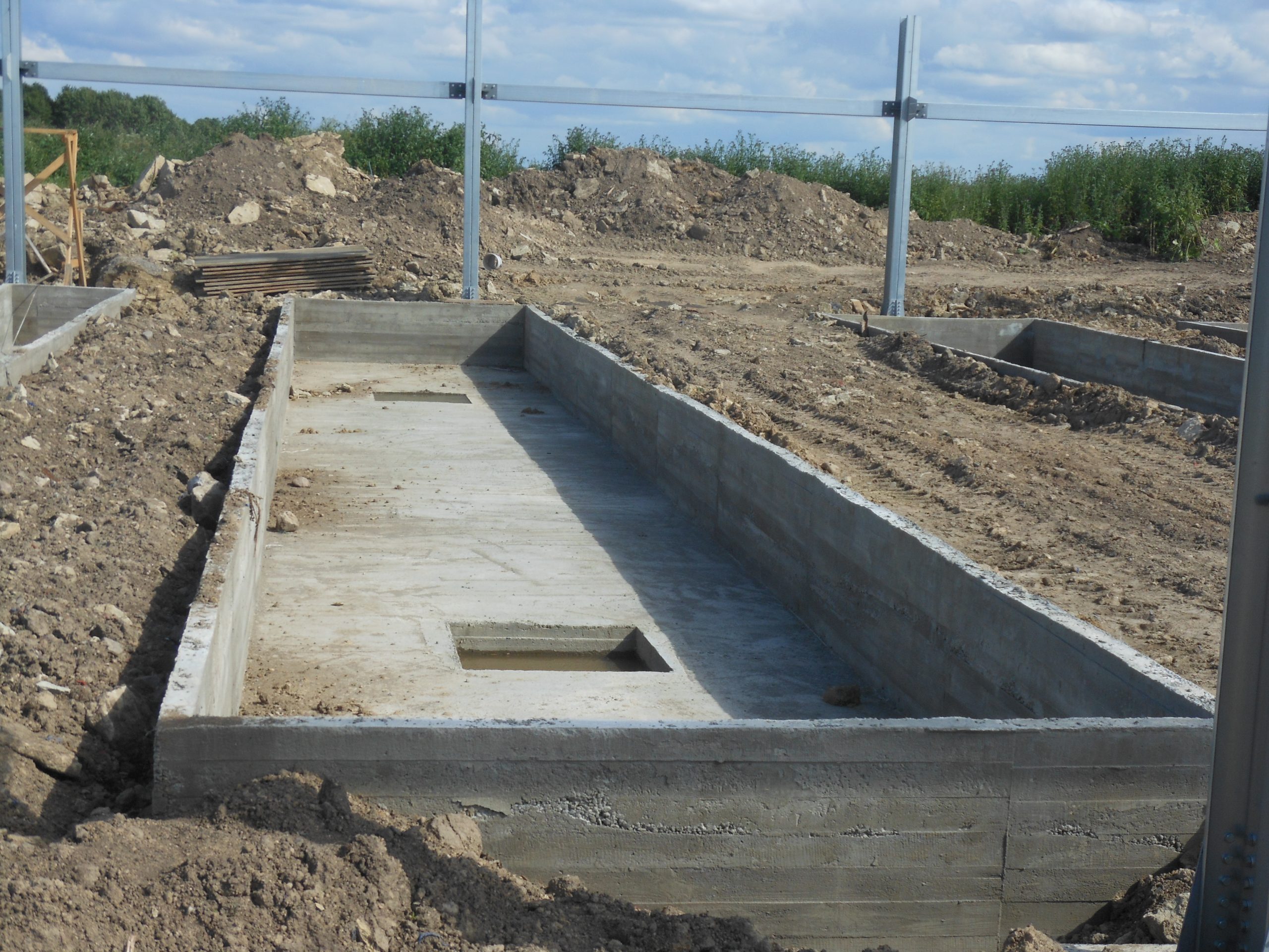 Manure removal system - DAHMIRA